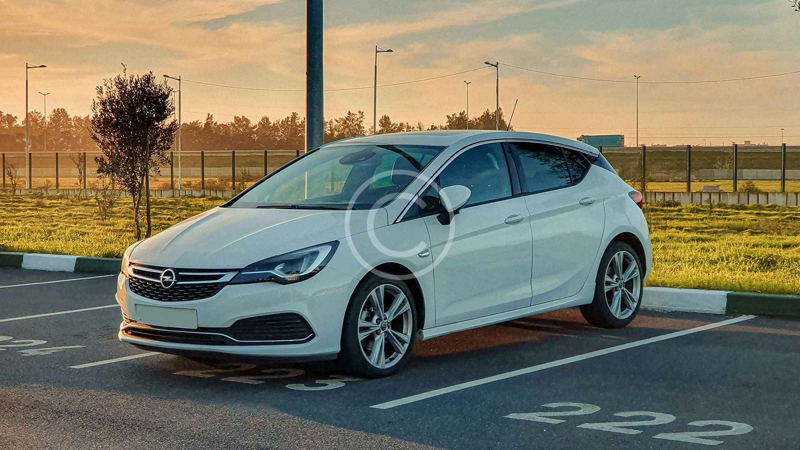 Opel Astra - Oz Caravan Coatings